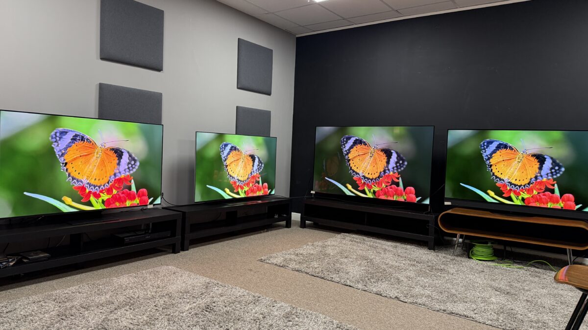 OLED TV Race Intensifies in 2025 as Competitors Lower Prices
