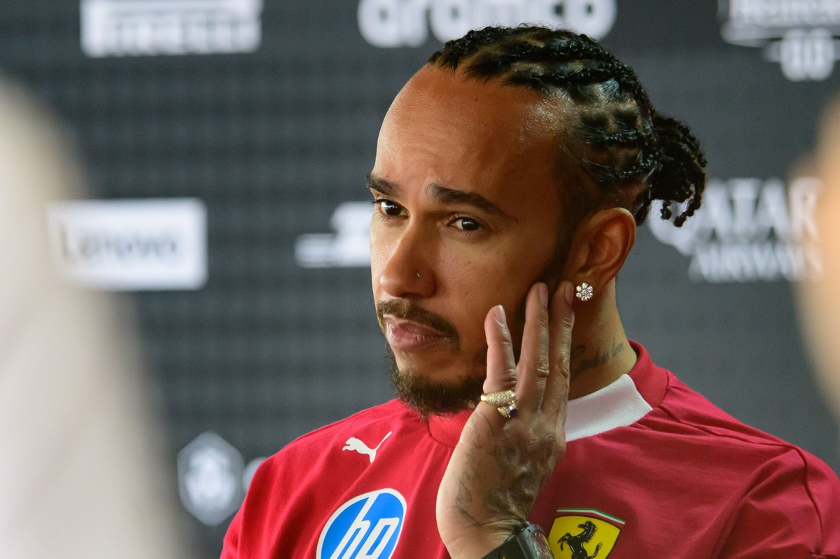 Lewis Hamilton Champions Cadillac's Entry as 11th F1 Team in 2026