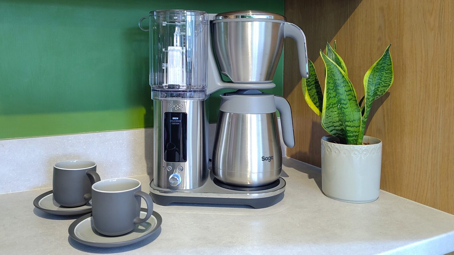 Why the Sage Luxe Thermal Brewer is the Top Coffee Maker of 2025
