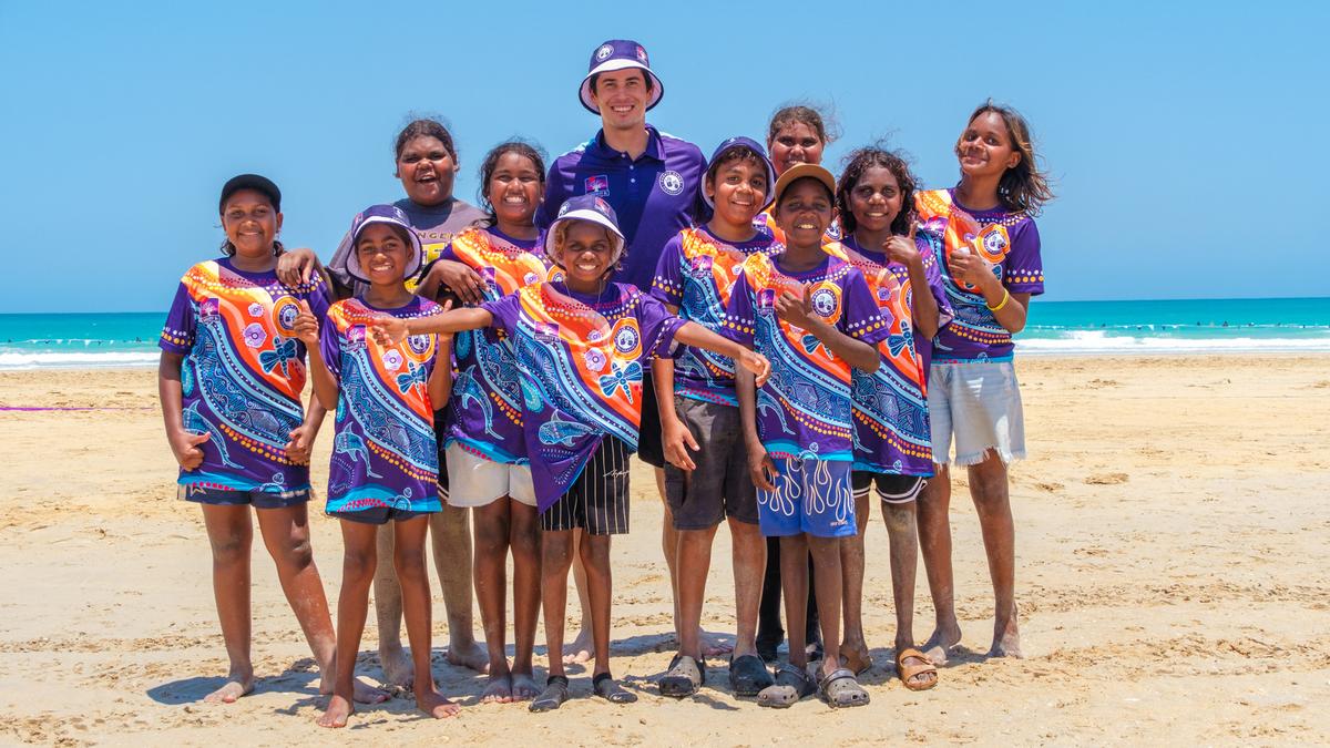 Fremantle Dockers Surprise Kids at Kimberley 9s Carnival NOW
