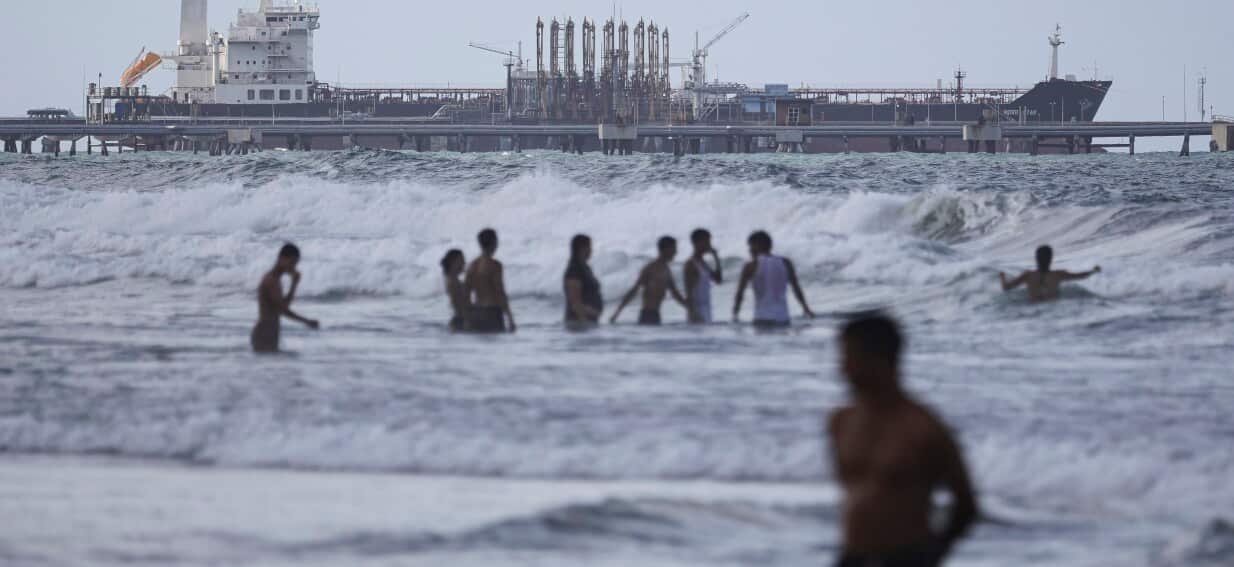 US Coast Guard Pursues Sanctioned Oil Tanker Near Venezuela