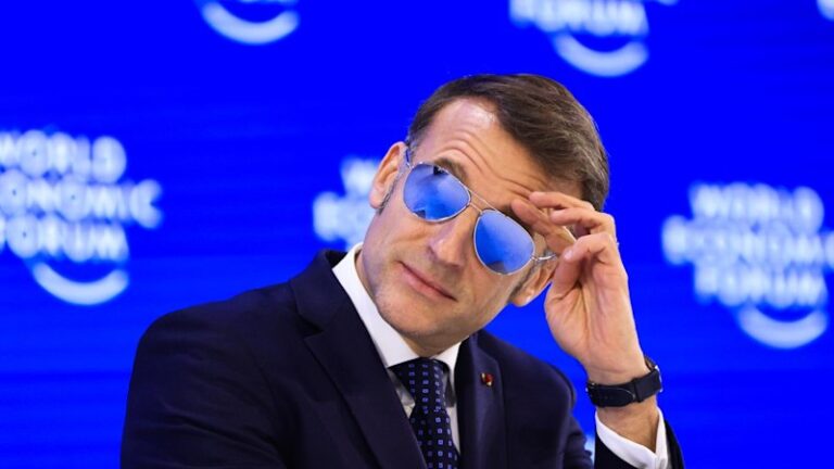 Macron Urges EU to Consider Trade Sanctions Against US Over Greenland