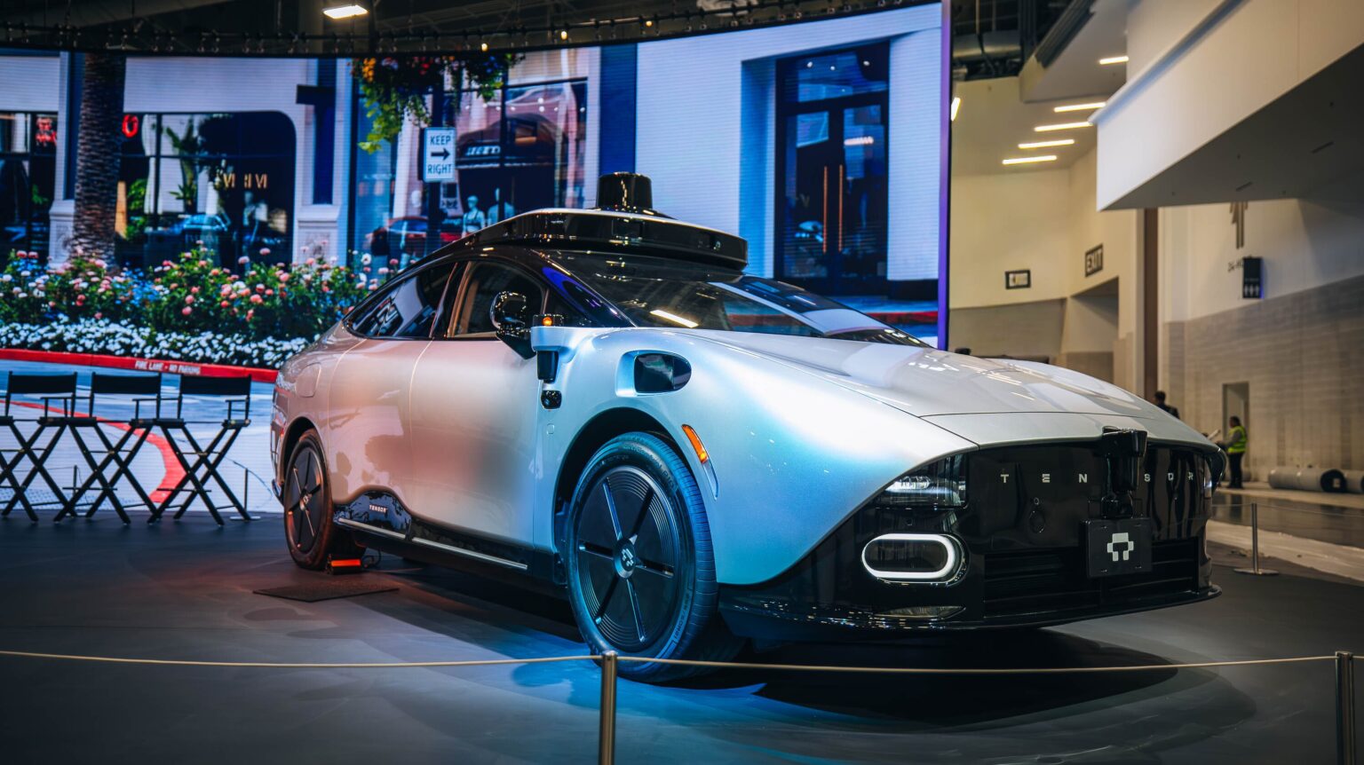 Tesla Unveils Luxurious Autonomous Vehicle at CES 2026