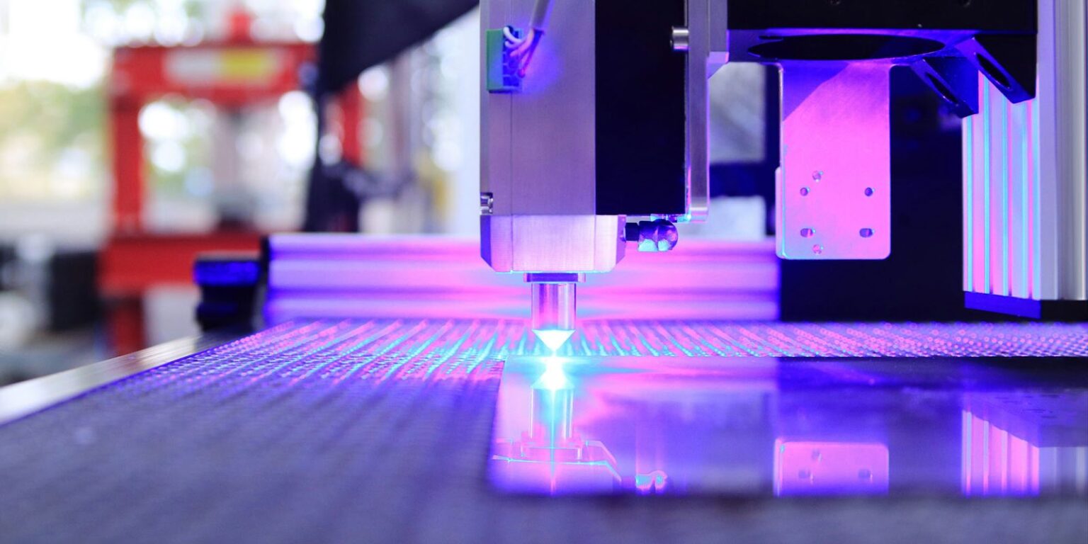Apple Innovates Manufacturing for Sustainable MacBook and iPhones